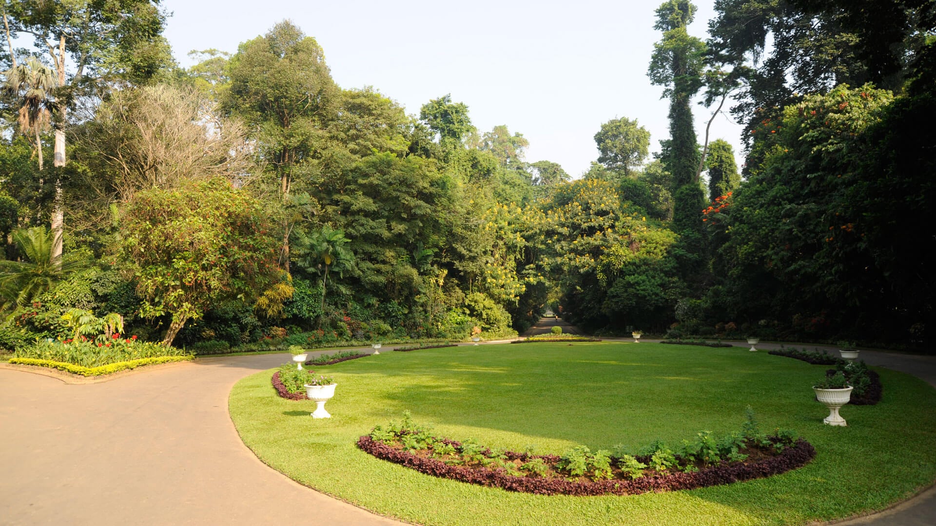 Peradeniya Botanical Garden Entrance
